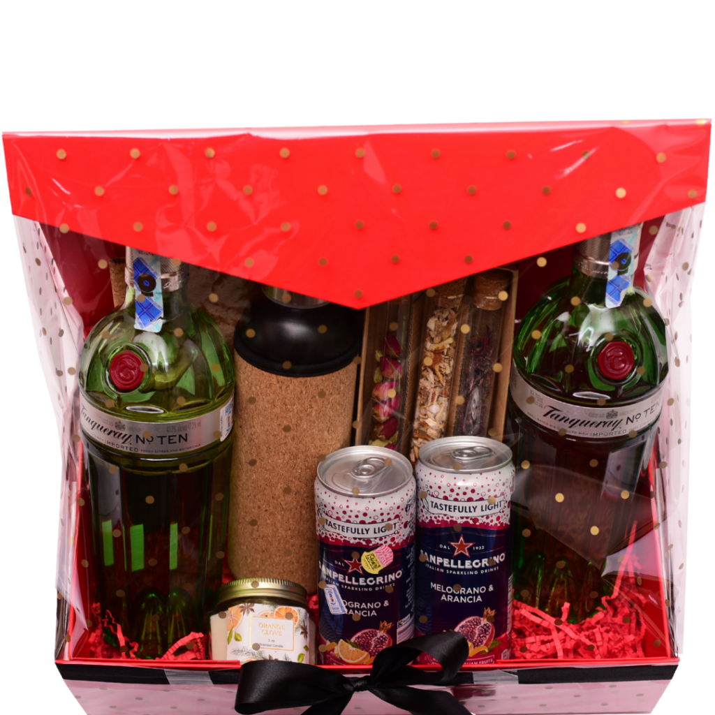 Tanqueray No. 10 750ml Gift Hamper - Oaks & Corks